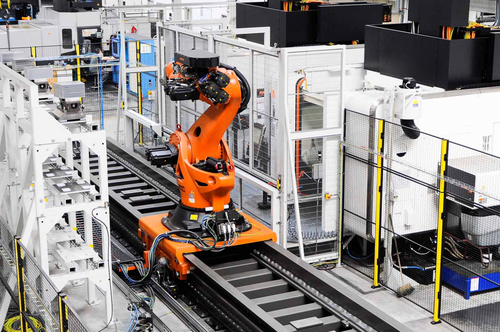 🔩 CNC Machining & Milling | Precise Contract Manufacturing ⚙️ - weba